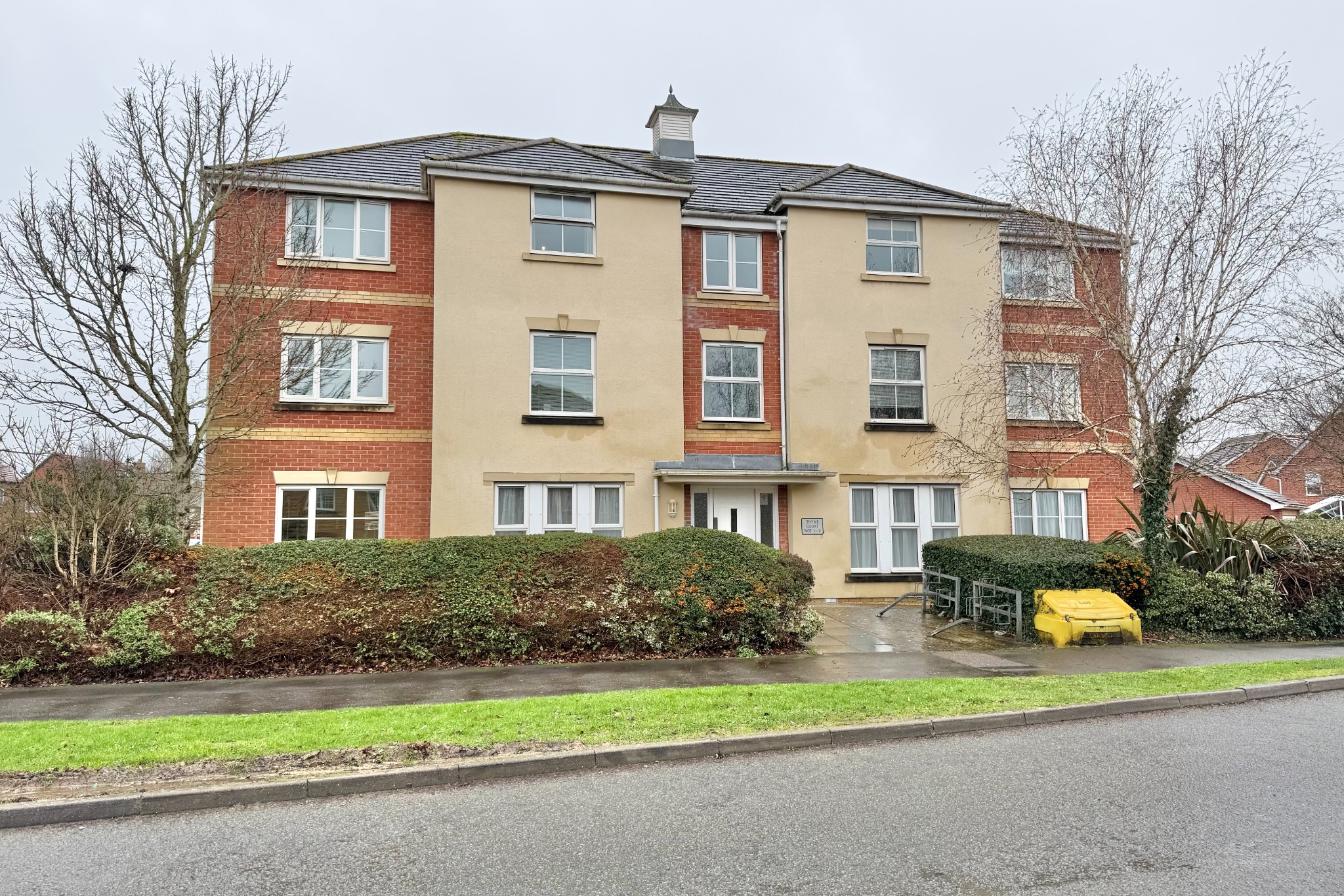 2 bed flat for sale in Thyme Court, Silver Birch Way (ref: 697781 ...