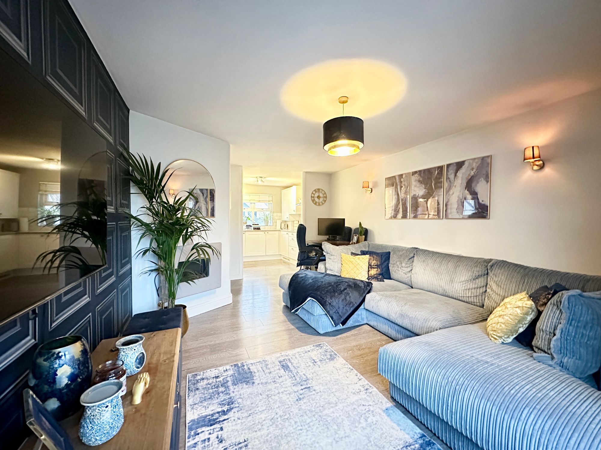 Property for sale in Noak Bridge, Billericay & Basildon on page 4 ...
