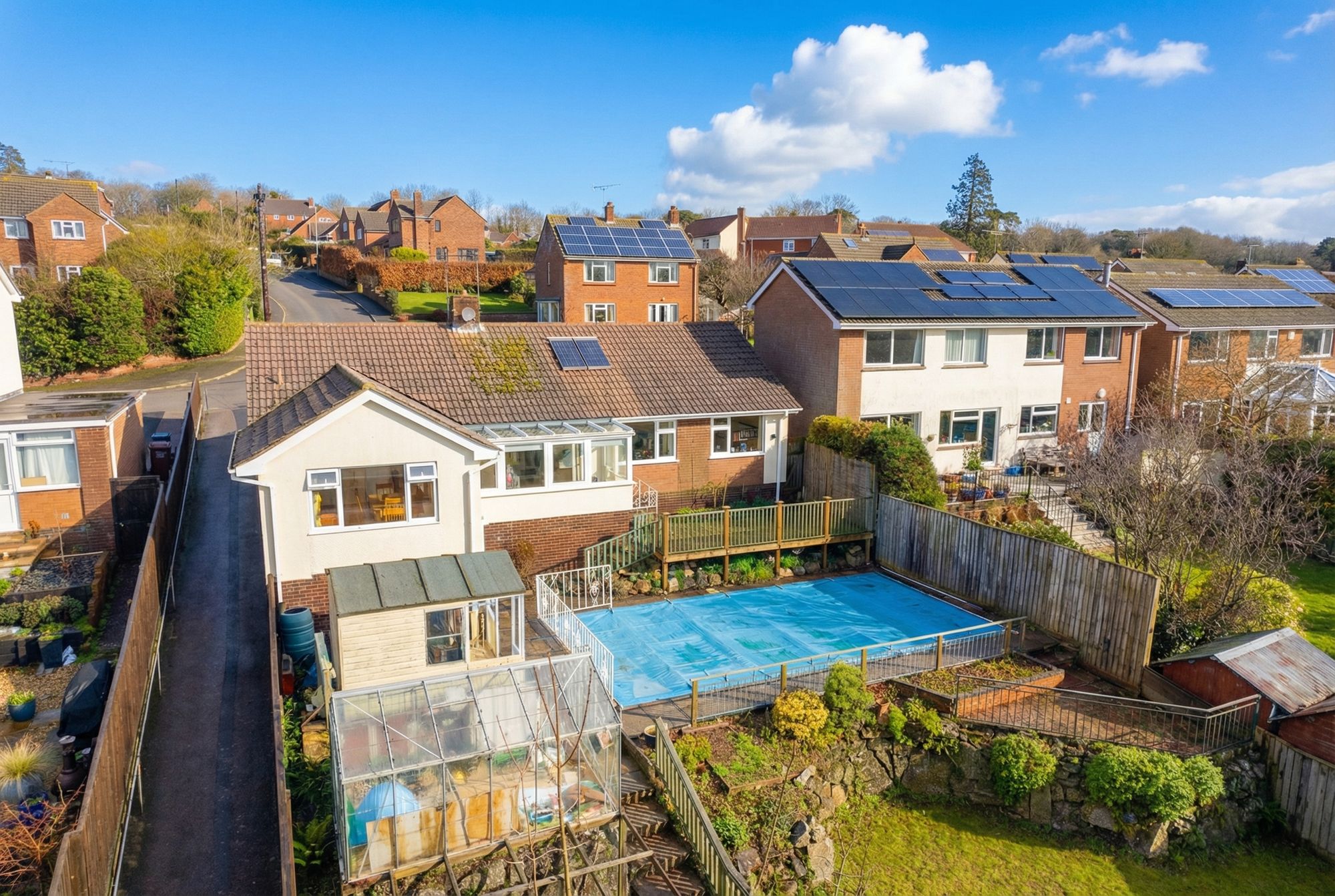 3 bed detached bungalow for sale in Okefield Road, Crediton, EX17 (ref ...