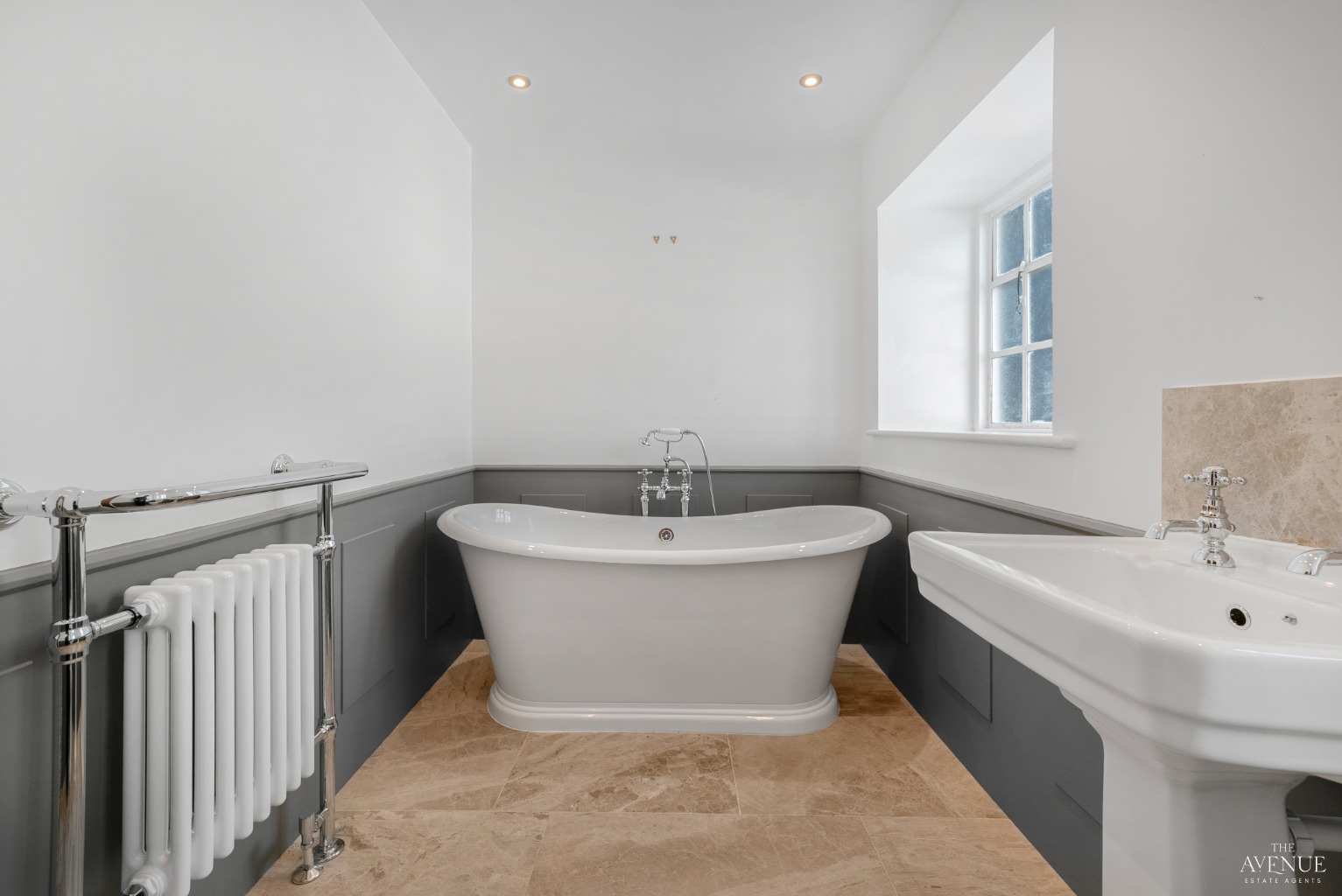 4 bed country house to rent in Fort Lodge, Newstead Abbey Park ...
