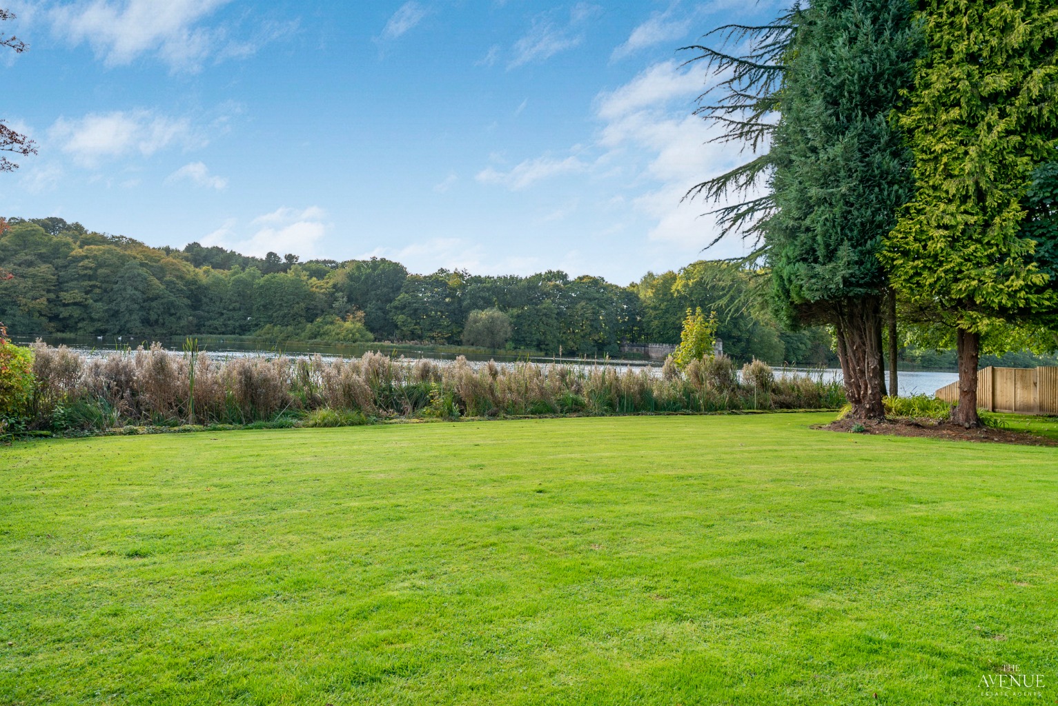 4 bed country house to rent in Fort Lodge, Newstead Abbey Park ...