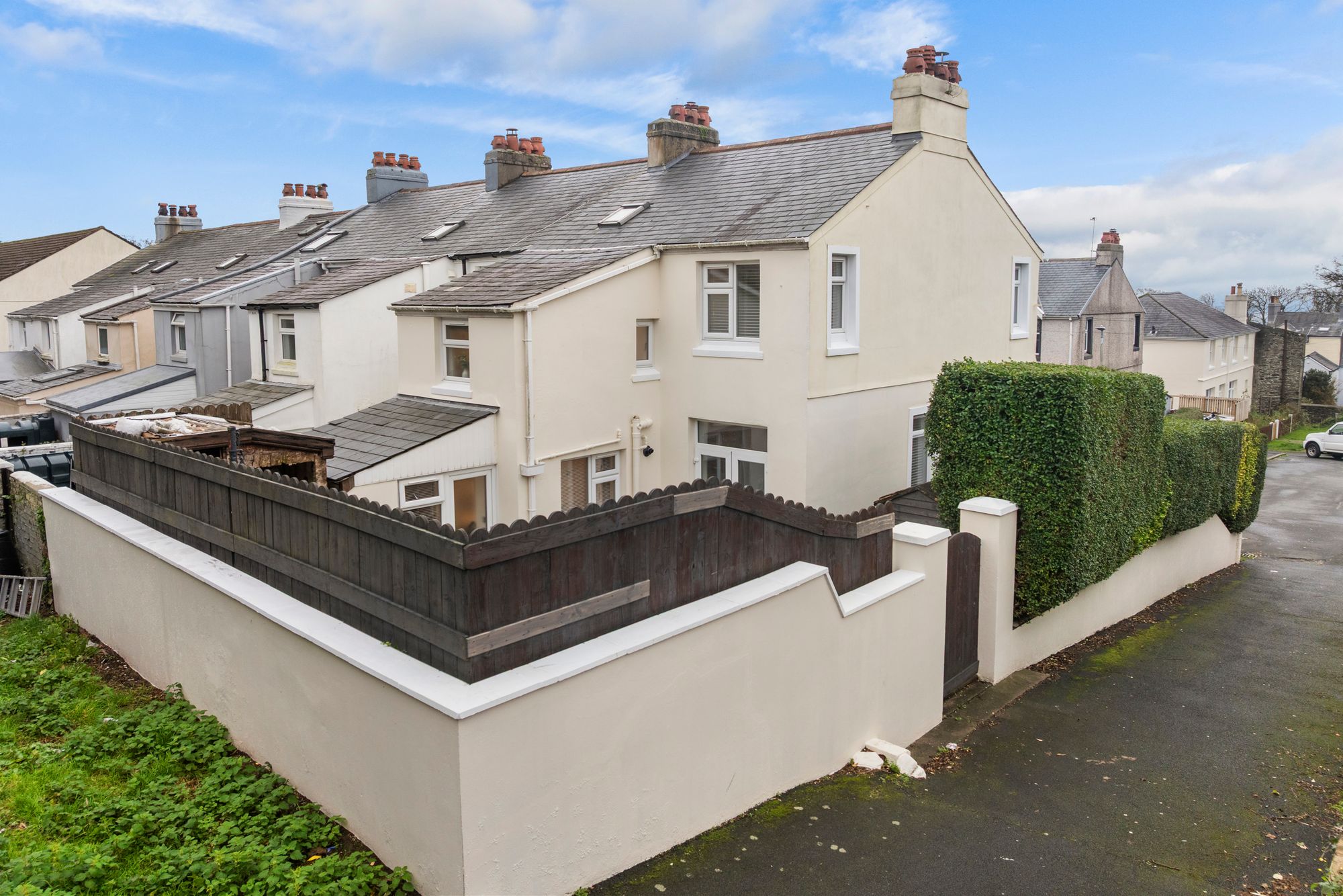 3 bed end of terrace house for sale in Mountfield Road, Onchan, IM3 ...