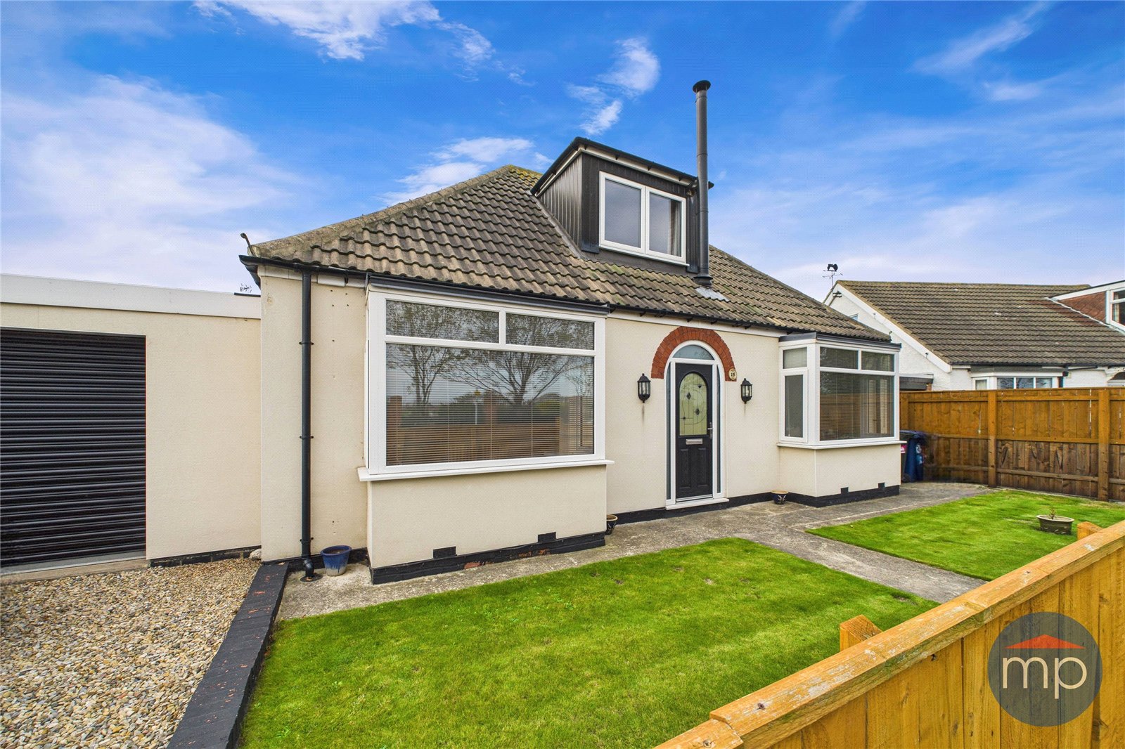 2 bed detached bungalow for sale in The Crescent, Redcar, TS10 (ref ...