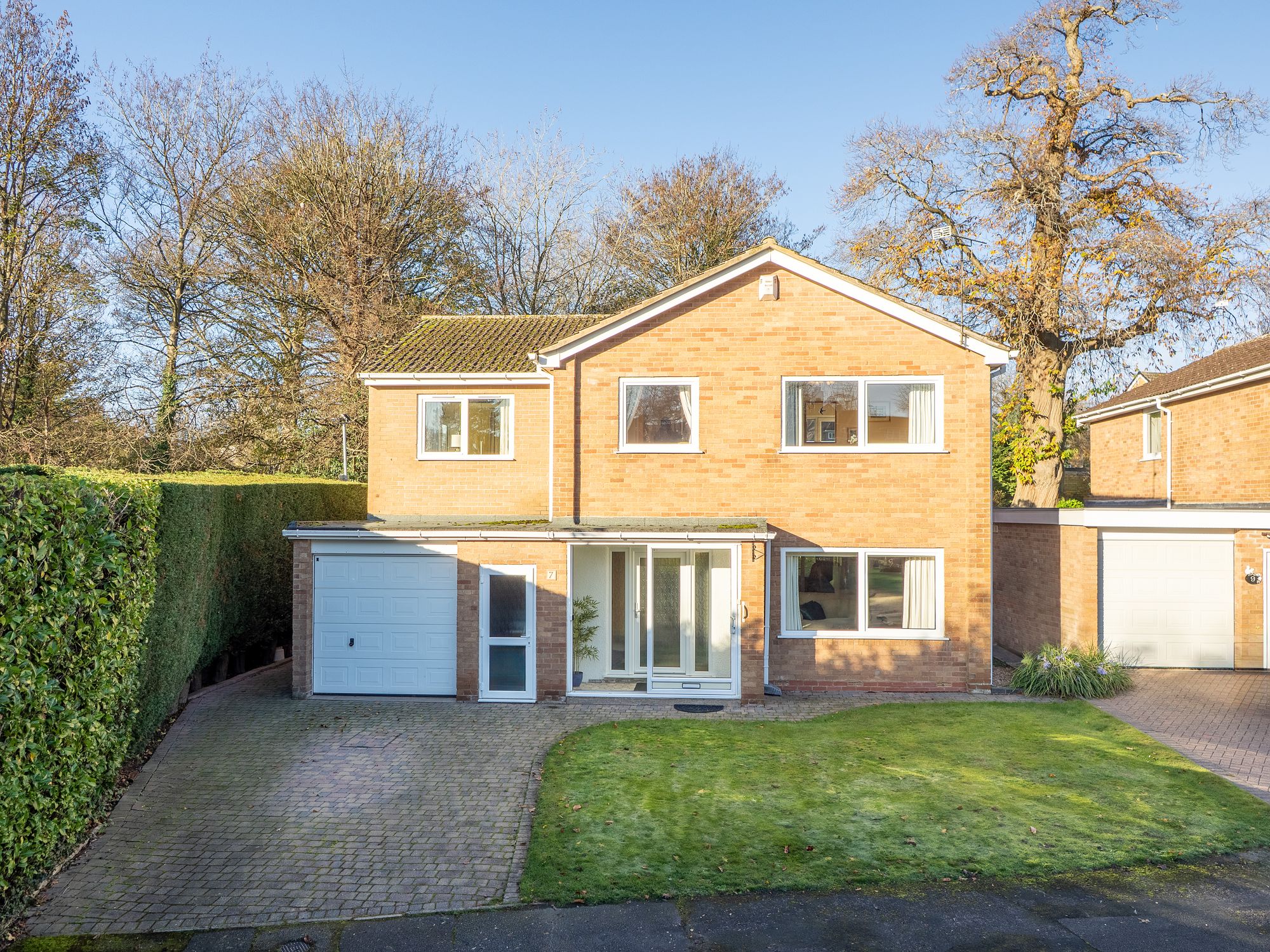 5 bed detached house for sale in Elizabeth Way, Kenilworth, CV8 (ref ...